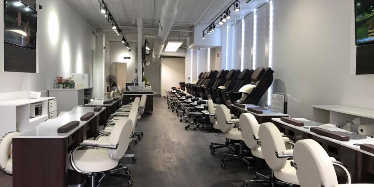 CoCo Blue Nail & Spa | Old City District